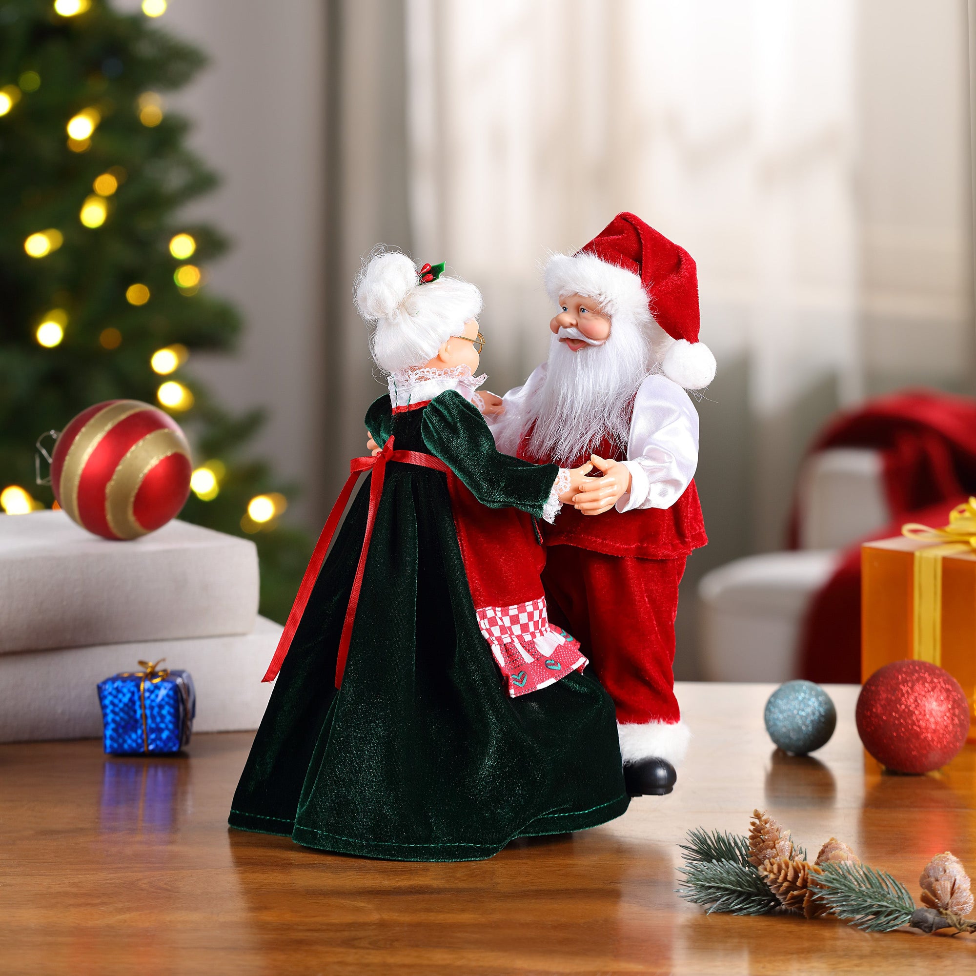 11 in. Animated Really Dancing Santa – Mr. Christmas