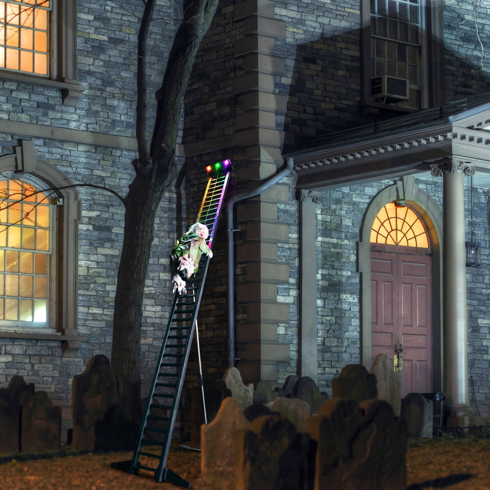 10 ft Outdoor Climbing Zombie with LED Eyes & Sounds | Mr. Halloween ...