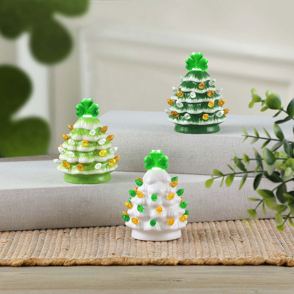 Mr. Lucky – Mr. Christmas